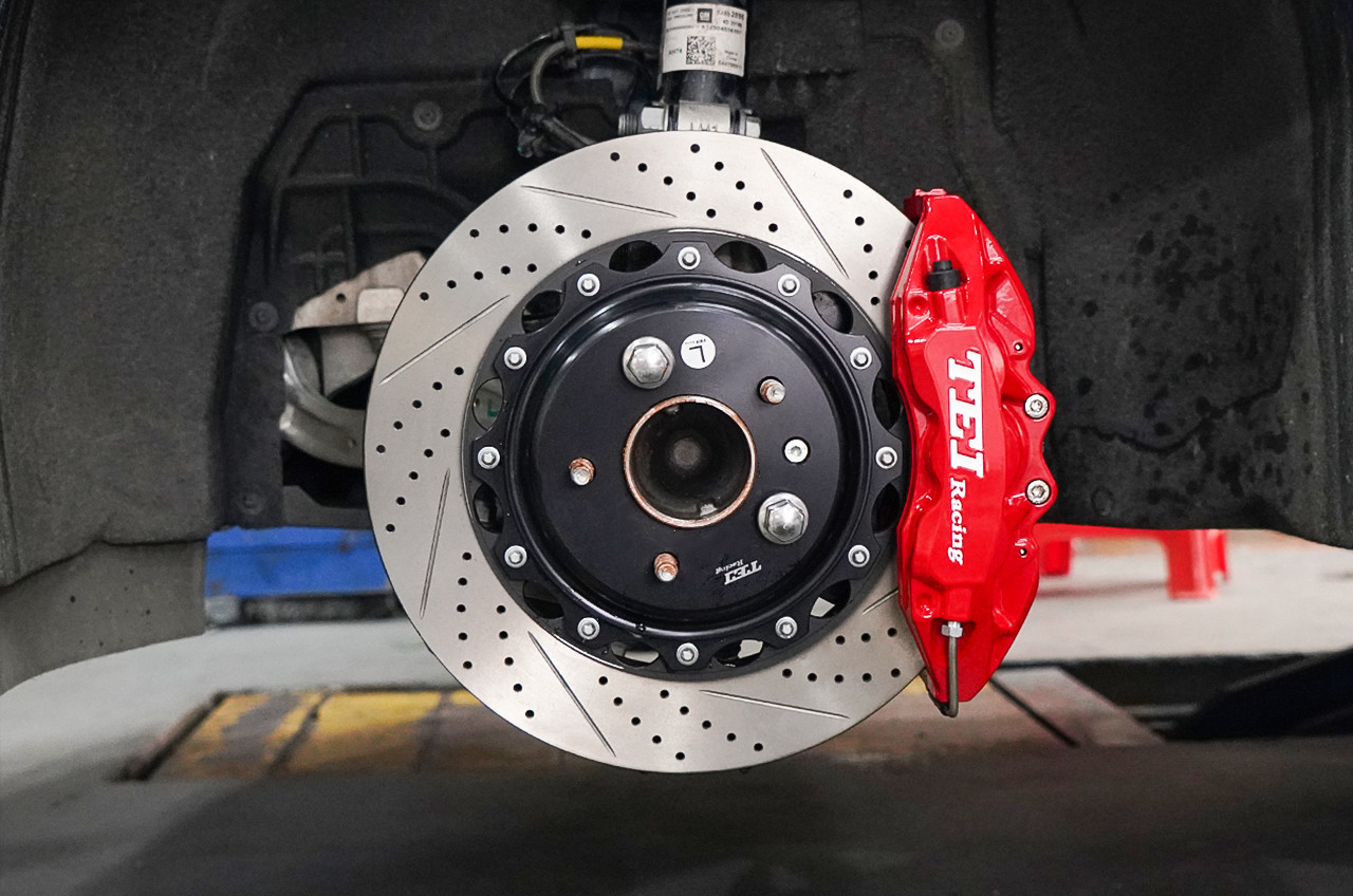 Big Brake Kit For Cadillac CT4 Instlled TEI Racing P60S Forged 6 Piston ...
