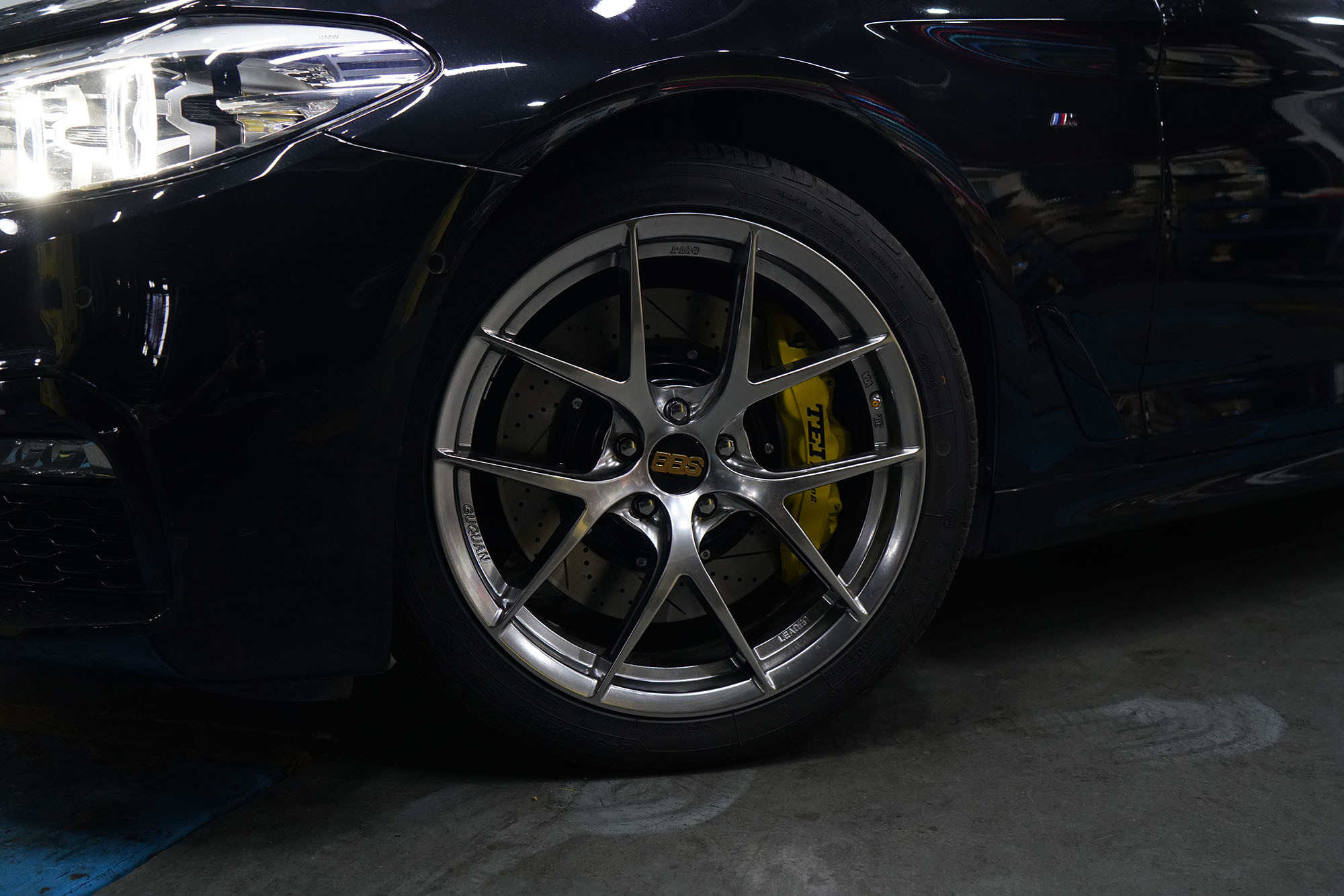 BMW E39 / E39 M/E39 M5 5-Series Front 1997 2003 Front BBK 18 Inch Wheel ...